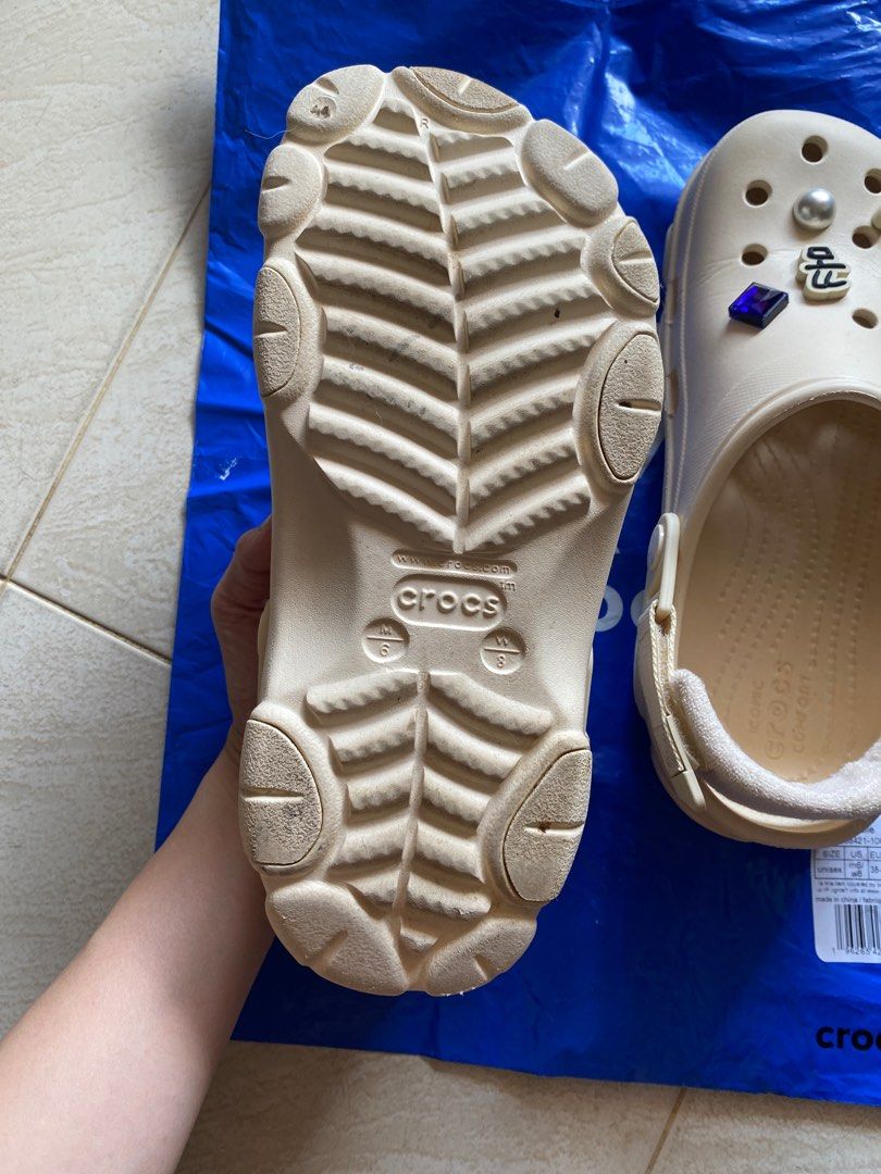 WTS WINNER x CROCS COLLAB, Women's Fashion, Footwear, Flipflops and ...
