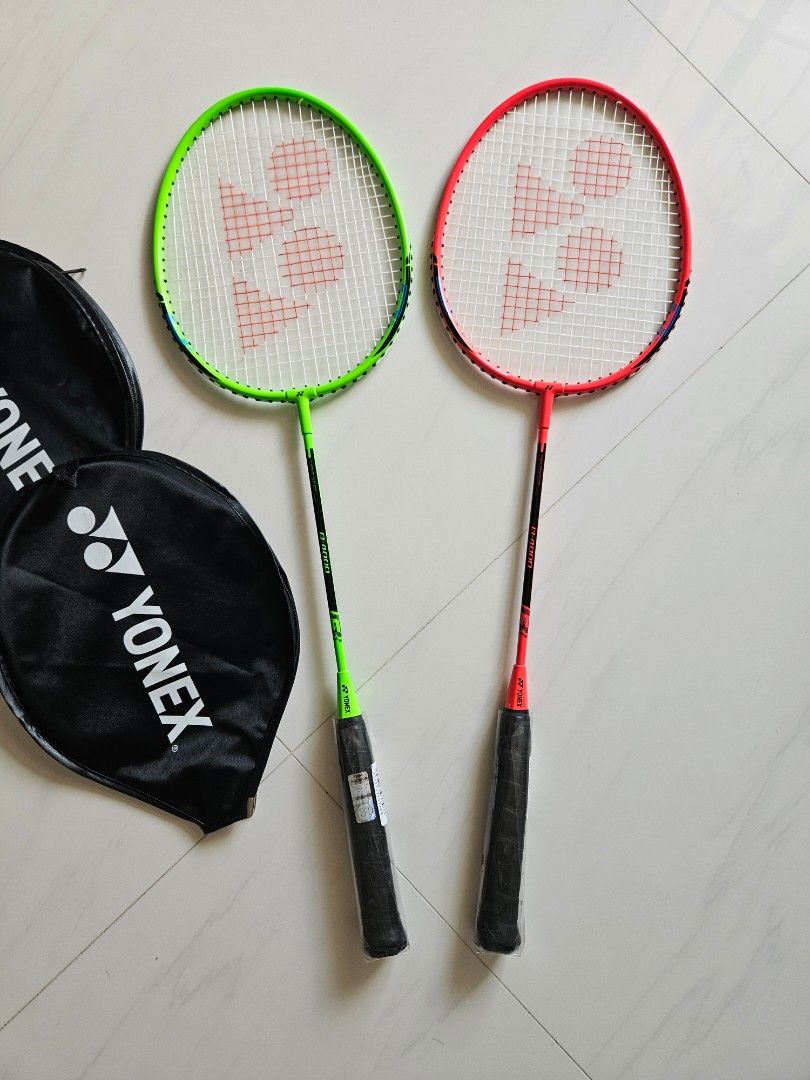 Yonex Badminton Racket with Head Cover B4000, Red, Green, Sports ...