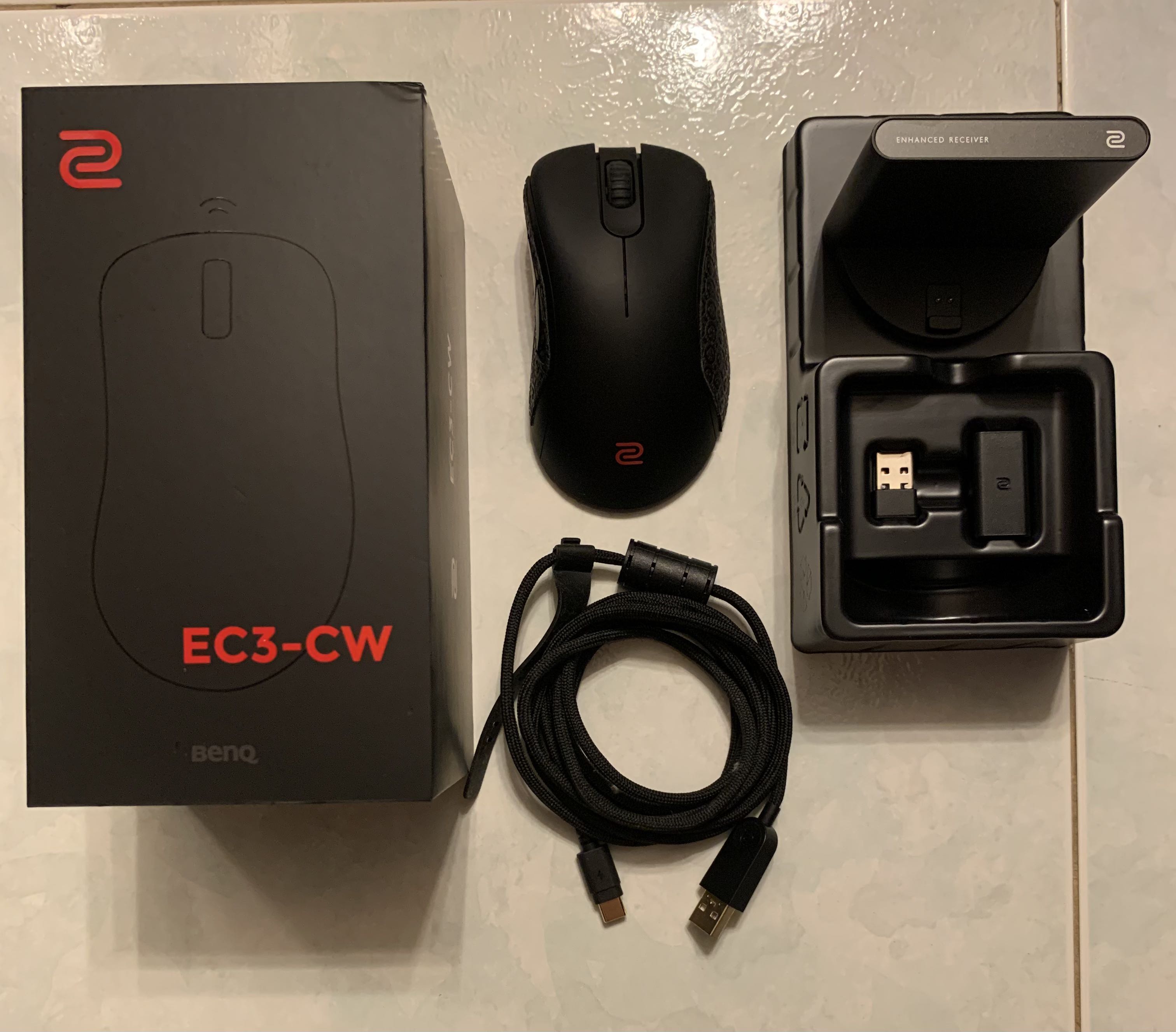 Zowie EC3-CW Wireless Mouse Size S, 電腦＆科技, 電腦周邊及配件, 電腦滑鼠及相關產品 - Carousell