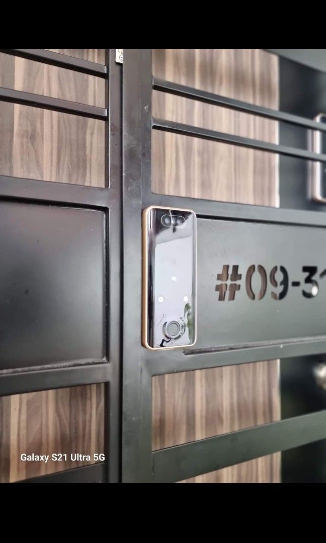 3D facial digital lock (Bto /Hdb /condo), Furniture & Home Living ...