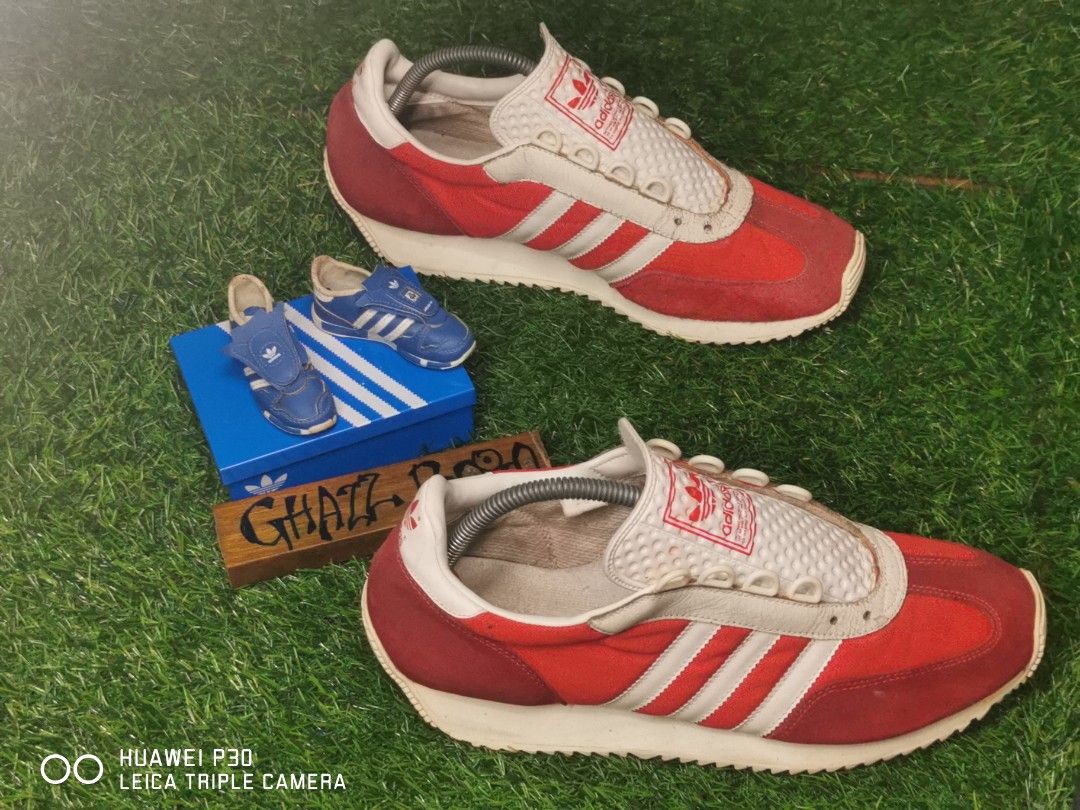 Adidas Achill 90s, Men's Fashion, Footwear, Sneakers on Carousell