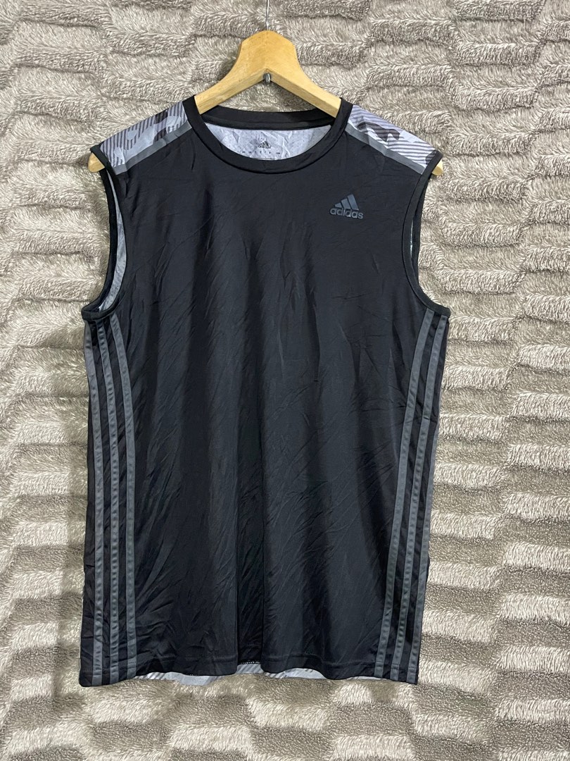 Adidas drifit sando, Men's Fashion, Activewear on Carousell
