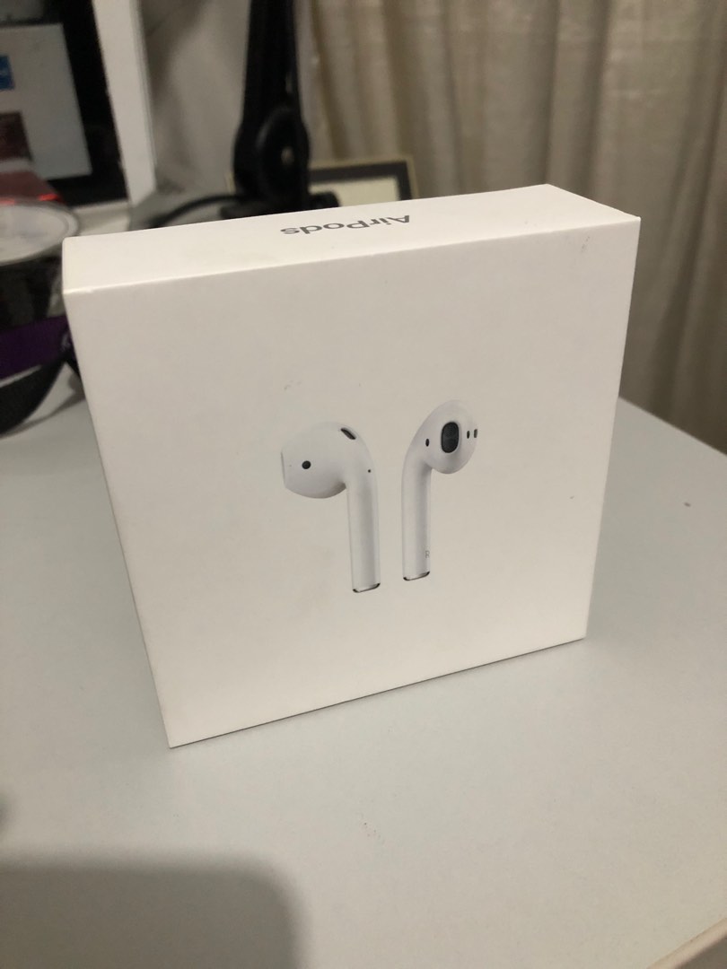 Airpods 1st gen, Audio, Earphones on Carousell