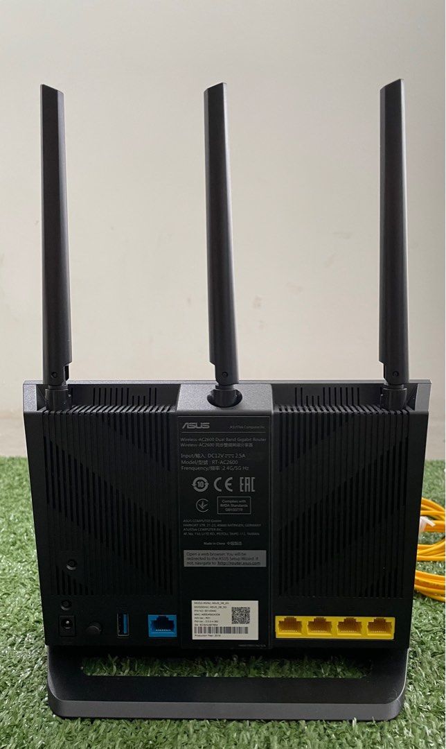 Asus Router AC2600 Dual Band Gigabit Router + Huawei EchoLife HG8240H5 ...
