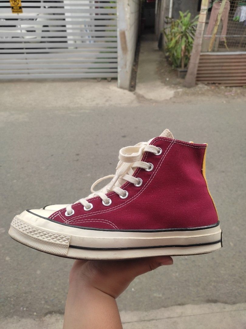 Authentic Converse Chuck taylor, Women's Fashion, Footwear, Sneakers on ...