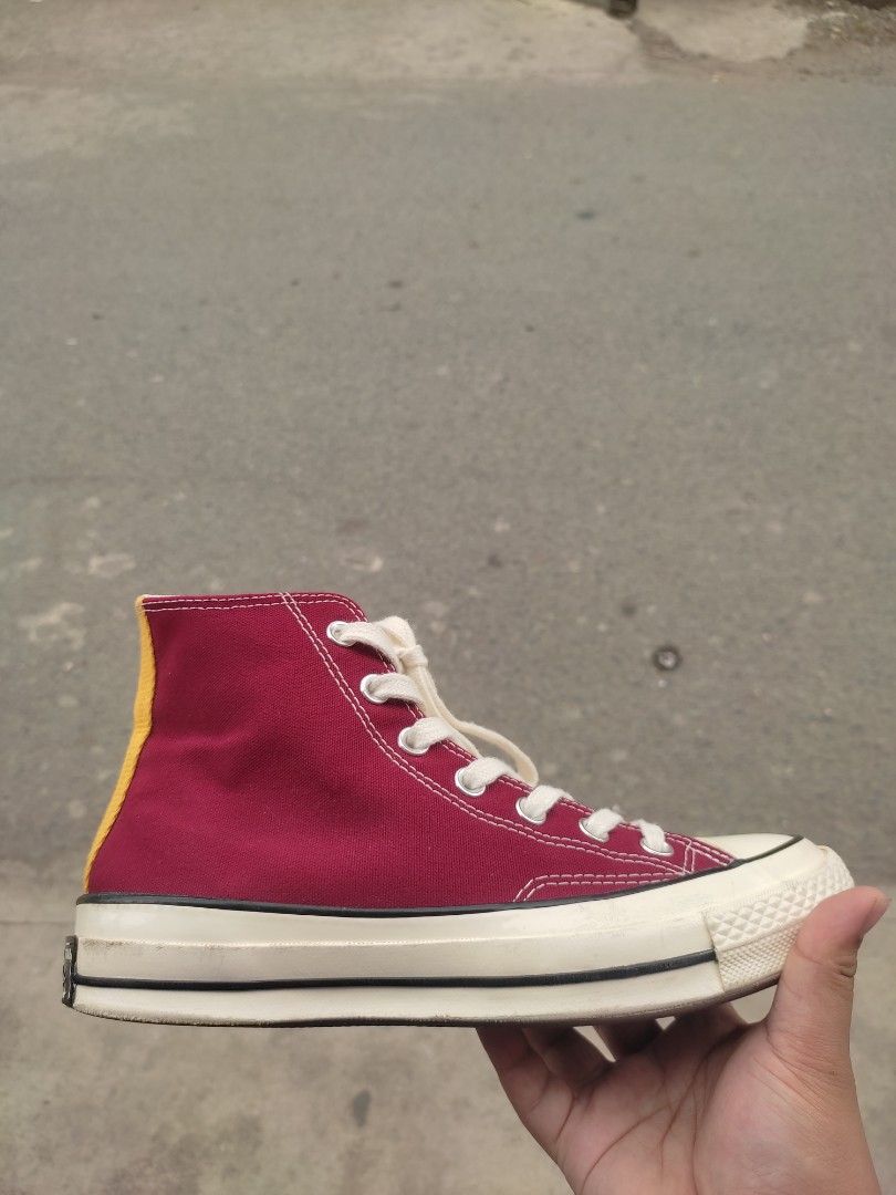 Authentic Converse Chuck taylor, Women's Fashion, Footwear, Sneakers on ...