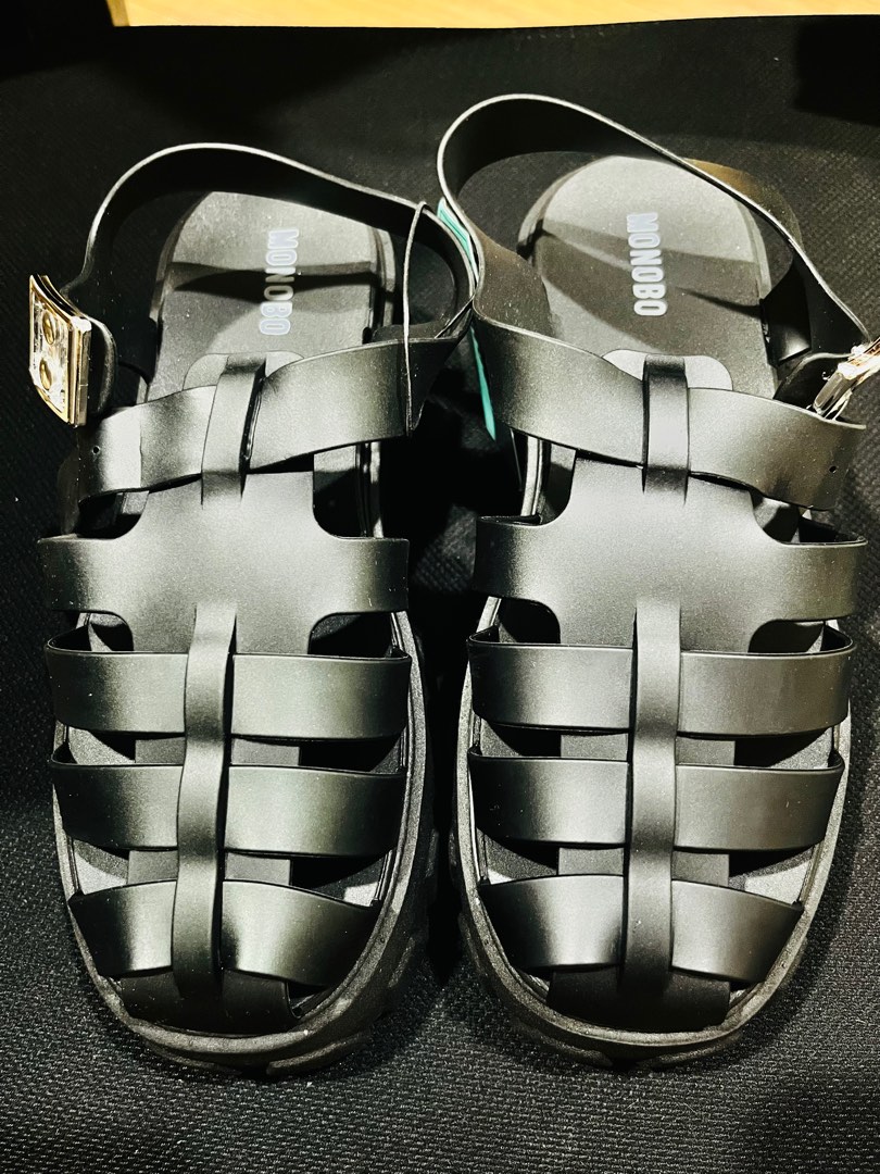 Authentic Monobo Milan Plus, Women's Fashion, Footwear, Wedges on Carousell