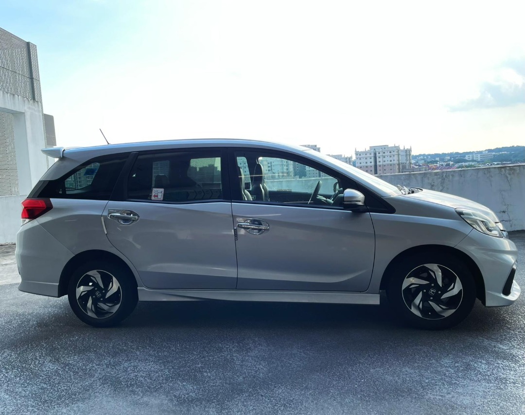 *AVAIL NOW*Honda Mobilio MPV grab gojek partner PHV toyota wish shuttle ...