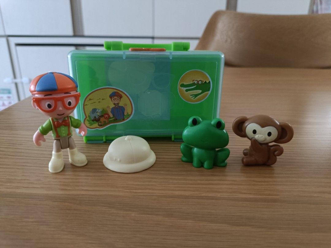 Blippi Mini Lunch Box - zookeeper, chef, builder, firefighter, Hobbies ...