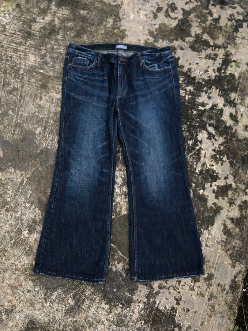 blue jeans hey baggy pants, Fesyen Pria, Pakaian , Bawahan di Carousell