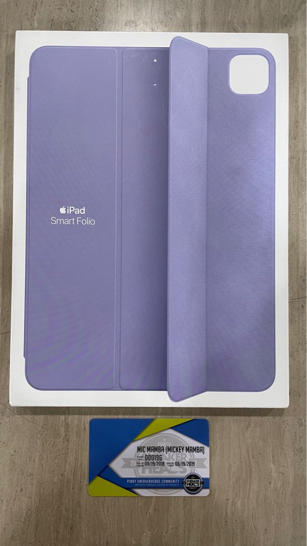 Brand new/sealed and below SRP Apple 11-inch iPad Pro Smart Folio from ...