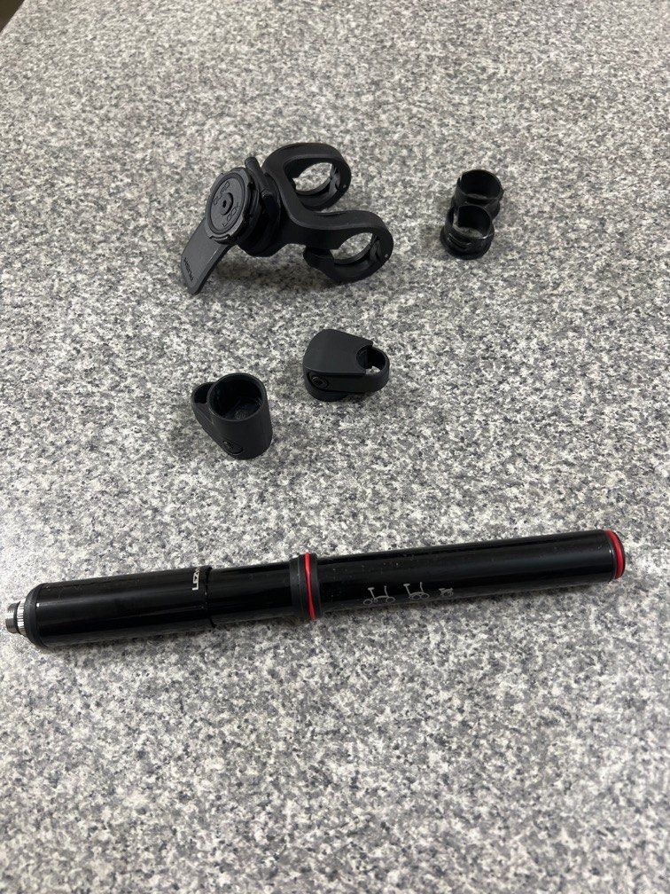 Brompton Lezyne Pump & Quadlock Mount, Sports Equipment, Bicycles ...