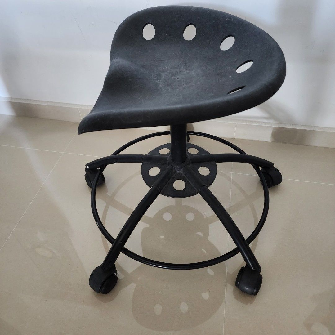 Chair with star roller stand, Furniture & Home Living, Furniture ...