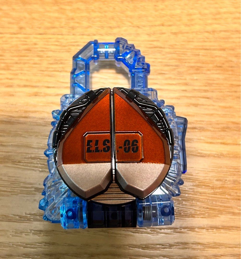 幪面超人鎧武csm 粟子lockseed 鎖種 非Dx, 興趣及遊戲, 玩具 & 遊戲類 - Carousell