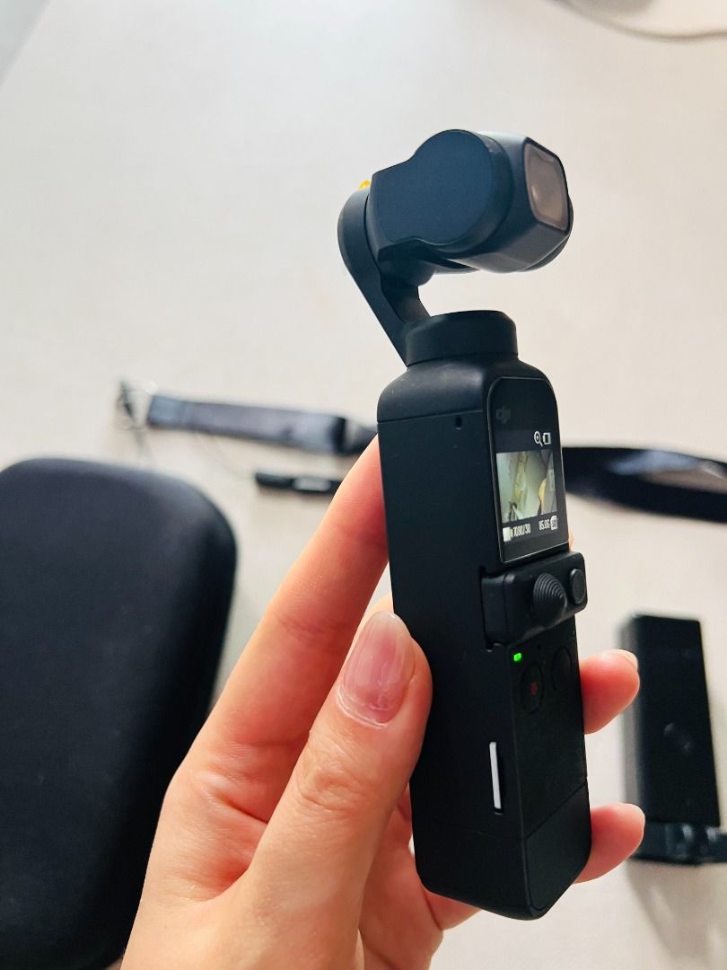 DJI Pocket 2 - Handheld 3-Axis Gimbal Stabilizer with 4K Camera ...