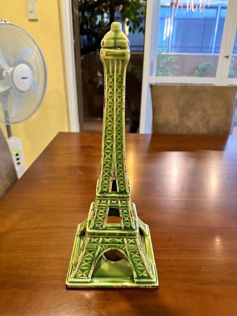Eiffel Tower Display, 300, ceramic, excellent condition, very nice, 15 ...