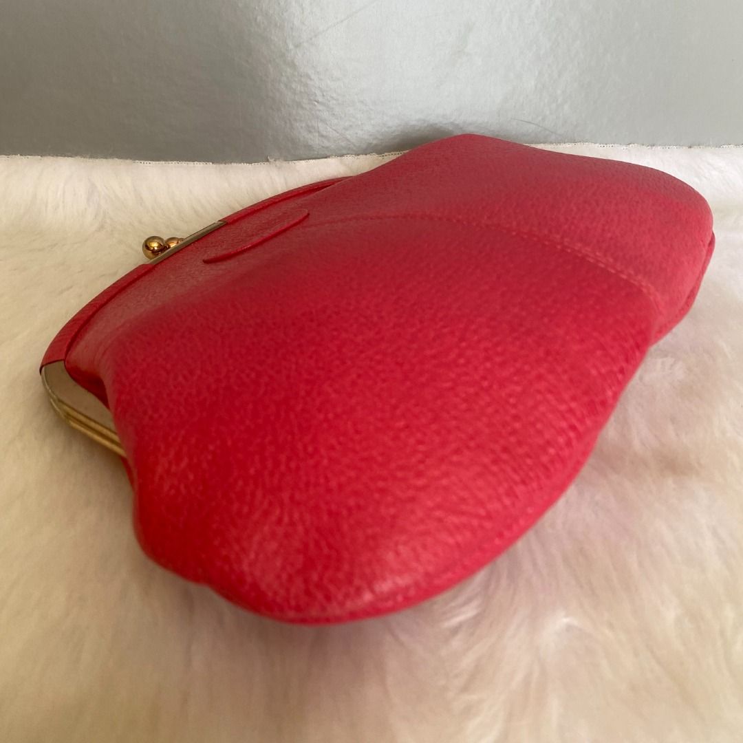 Fennec Pink Leather Kisslock Clutch, Women's Fashion, Bags & Wallets ...