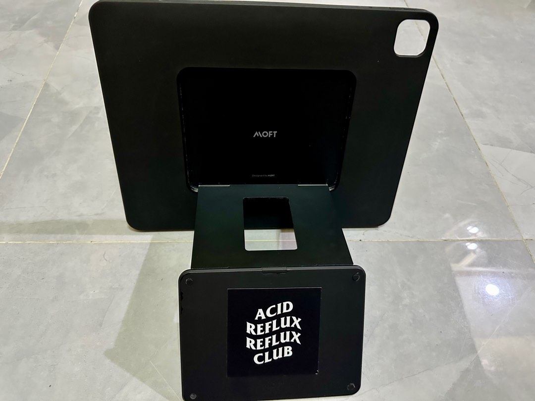 For Sale Moft BLACK Case for IPad Pro 12.9 inch, Mobile Phones ...