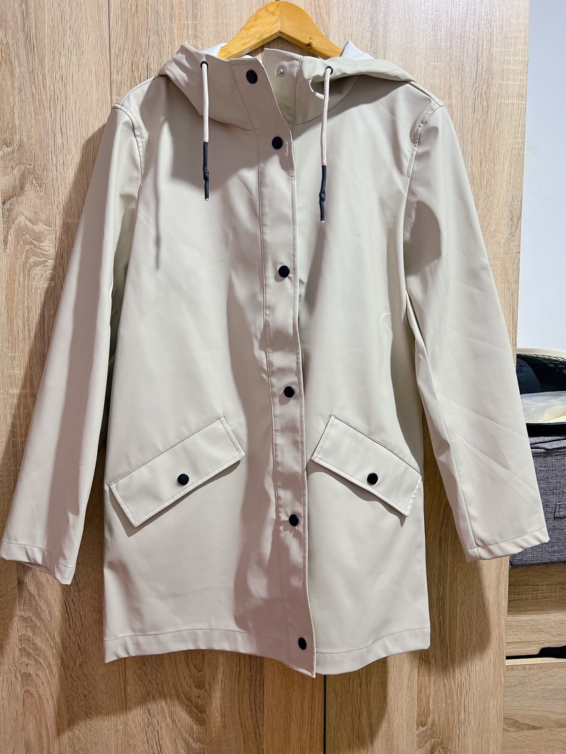 Formal Raincoat, Women's Fashion, Coats, Jackets and Outerwear on Carousell