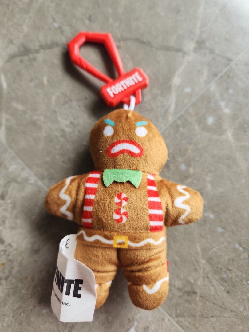 Fortnite Keychain, Hobbies & Toys, Memorabilia & Collectibles, Fan ...