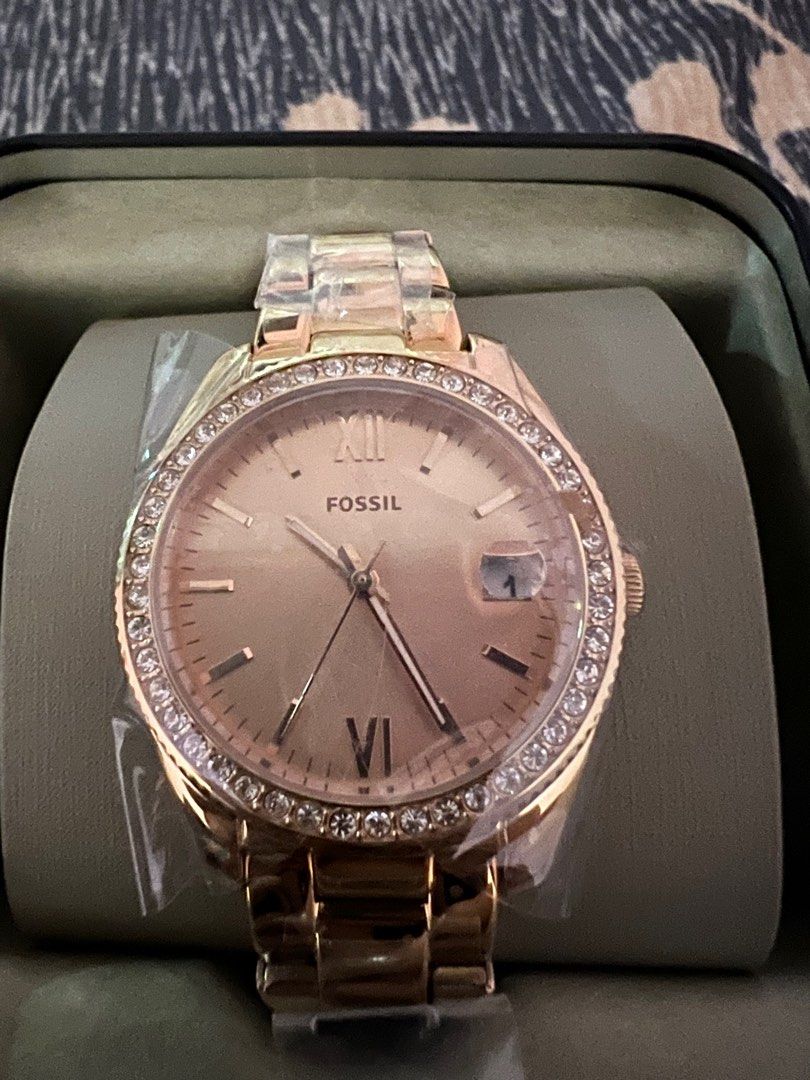 Fossil Woman Watch, Women's Fashion, Watches & Accessories, Watches on ...