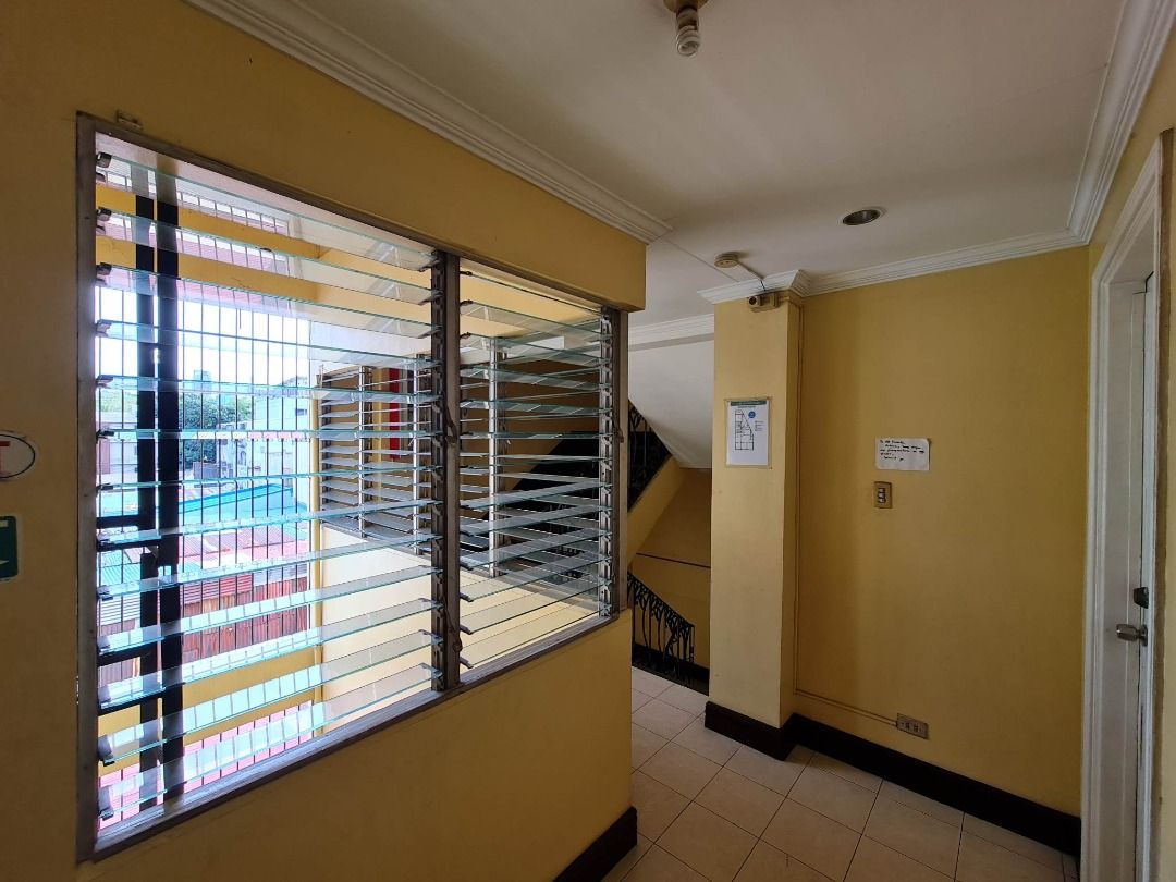 Four story Apartment Building with roof deck in Poblacion, Makati ...