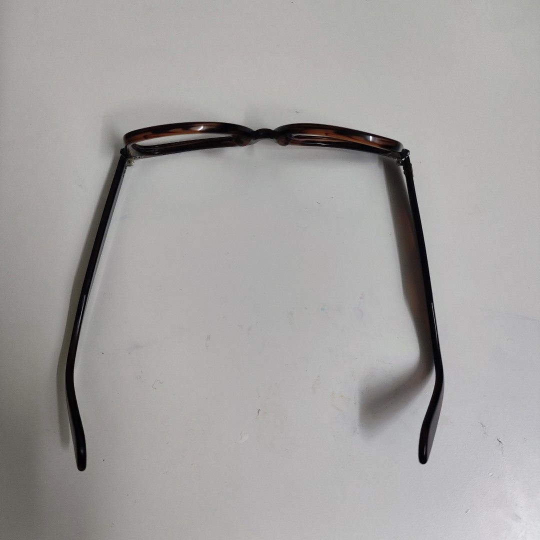 Frame ray ban BL USA Wayfarer, Men's Fashion, Watches & Accessories, Sunglasses & Eyewear on ...