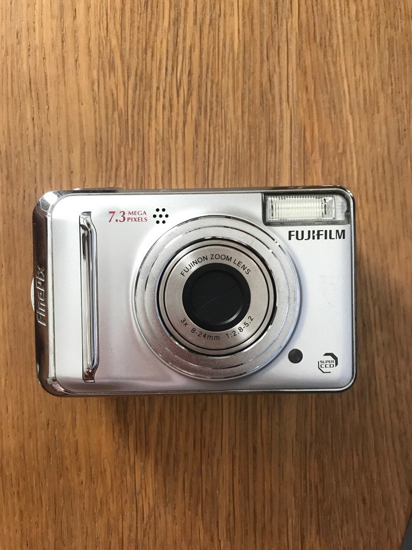 Fujifilm digi cam finepix A700, Photography, Cameras on Carousell
