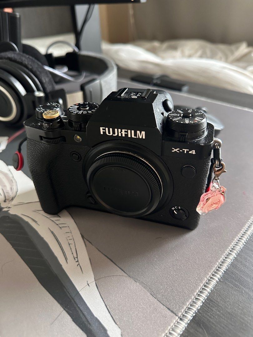 Fujifilm XT4, Photography, Cameras on Carousell
