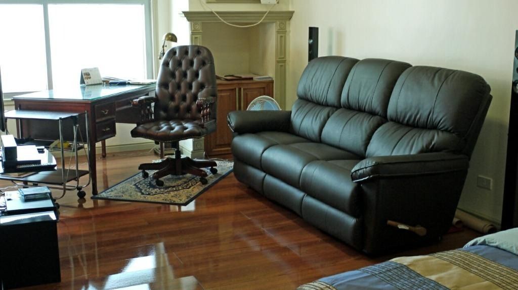 Fully furnished unit at One Adriatico Place right besides Robinsons ...