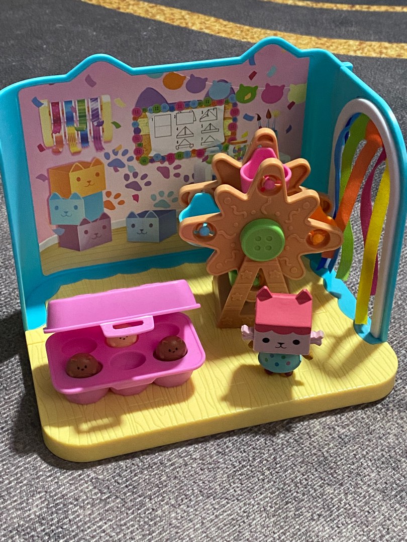 Gabby Dollhouse - Baby Box Craft-a-riffic Room, Hobbies & Toys, Toys ...