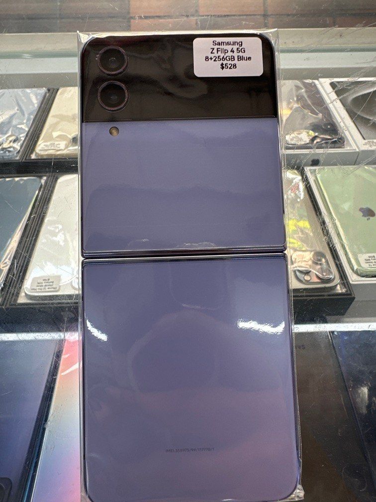 Galaxy Z Flip 4 Blue 256GB, Mobile Phones & Gadgets, Mobile Phones ...
