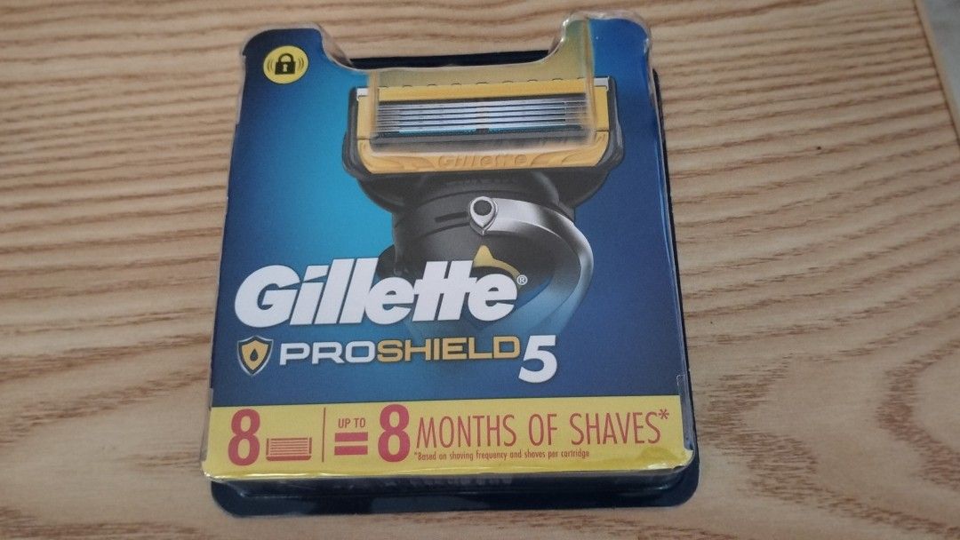 Gillette ProShield 5, Beauty & Personal Care, Men's Grooming on Carousell