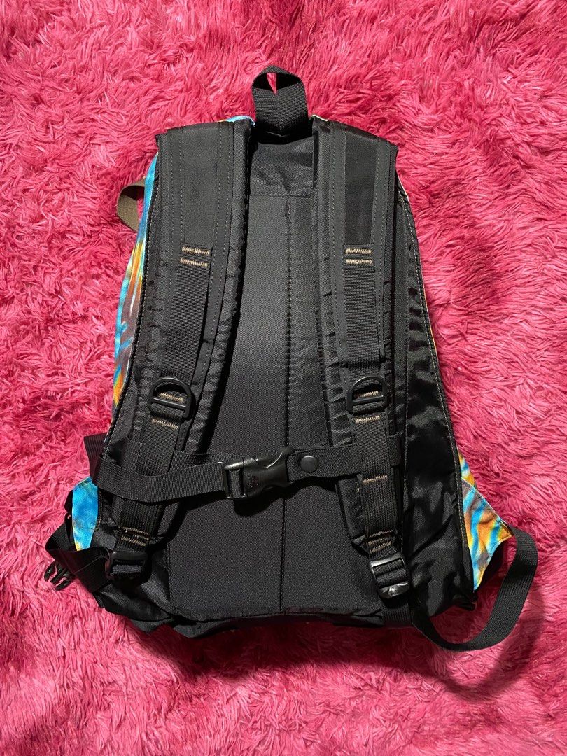 Gregory barefoot backpack 26L, Men's Fashion, Bags, Backpacks on Carousell