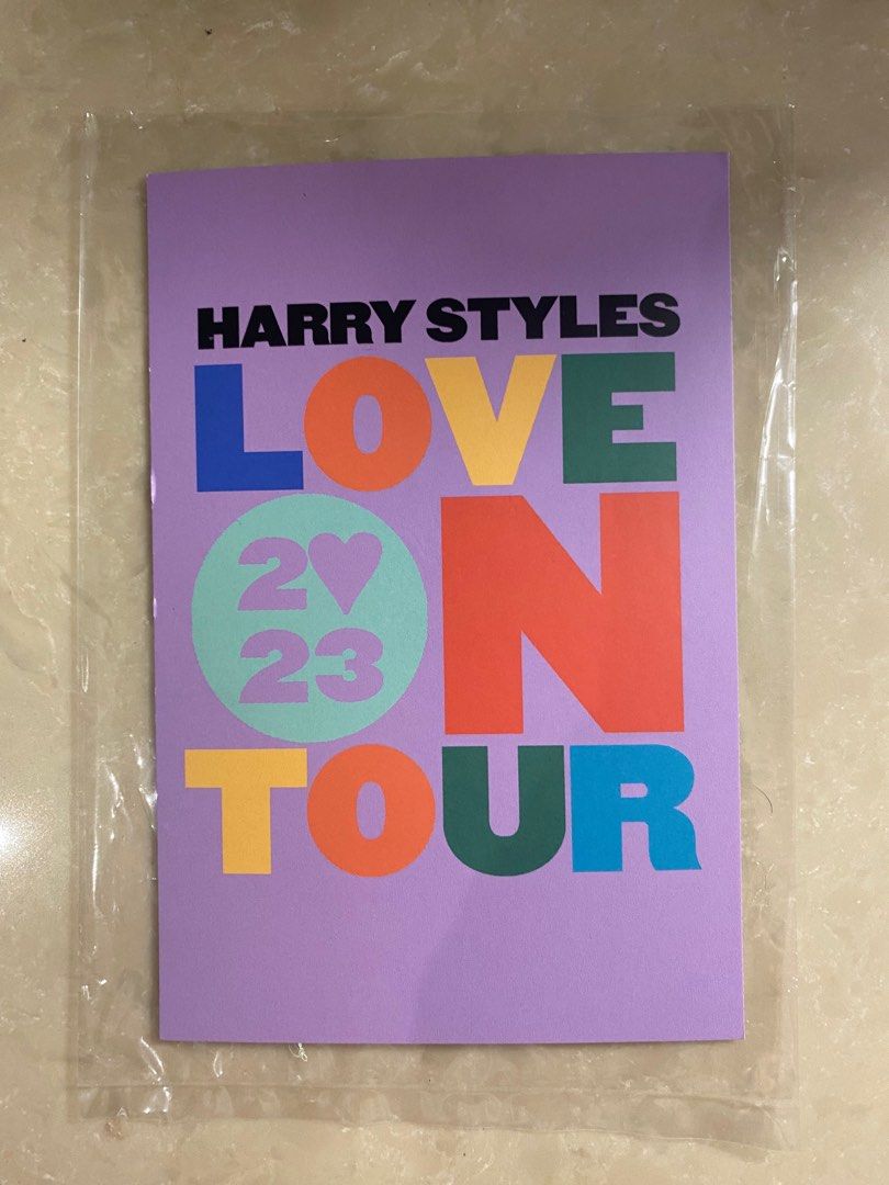 Harry Styles VIP LOVE ON TOUR POSTCARDS 3 BUNDLE, Hobbies & Toys ...