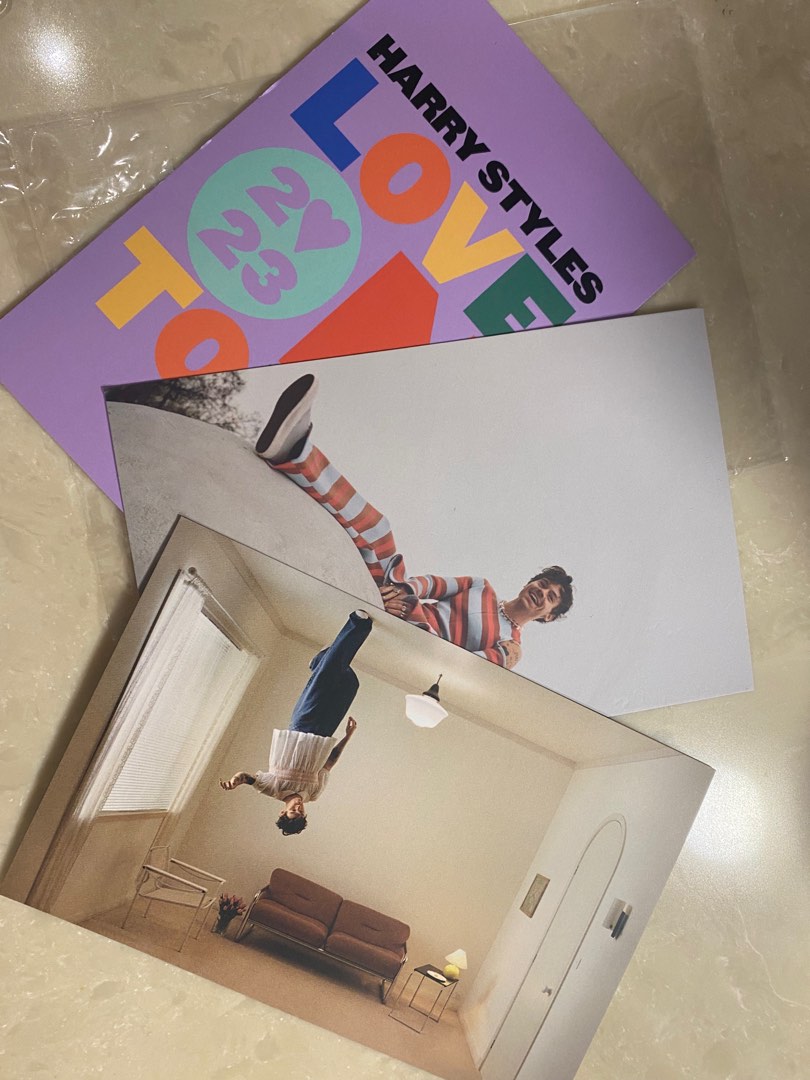 Harry Styles VIP LOVE ON TOUR POSTCARDS 3 BUNDLE, Hobbies & Toys ...