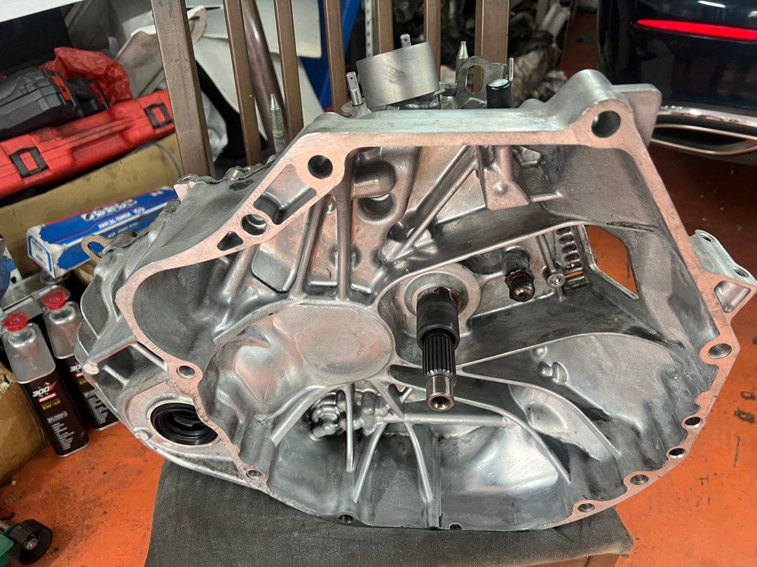 Honda Civic Type R FK2/FK8 Gearbox, Car Accessories, Car Workshops ...