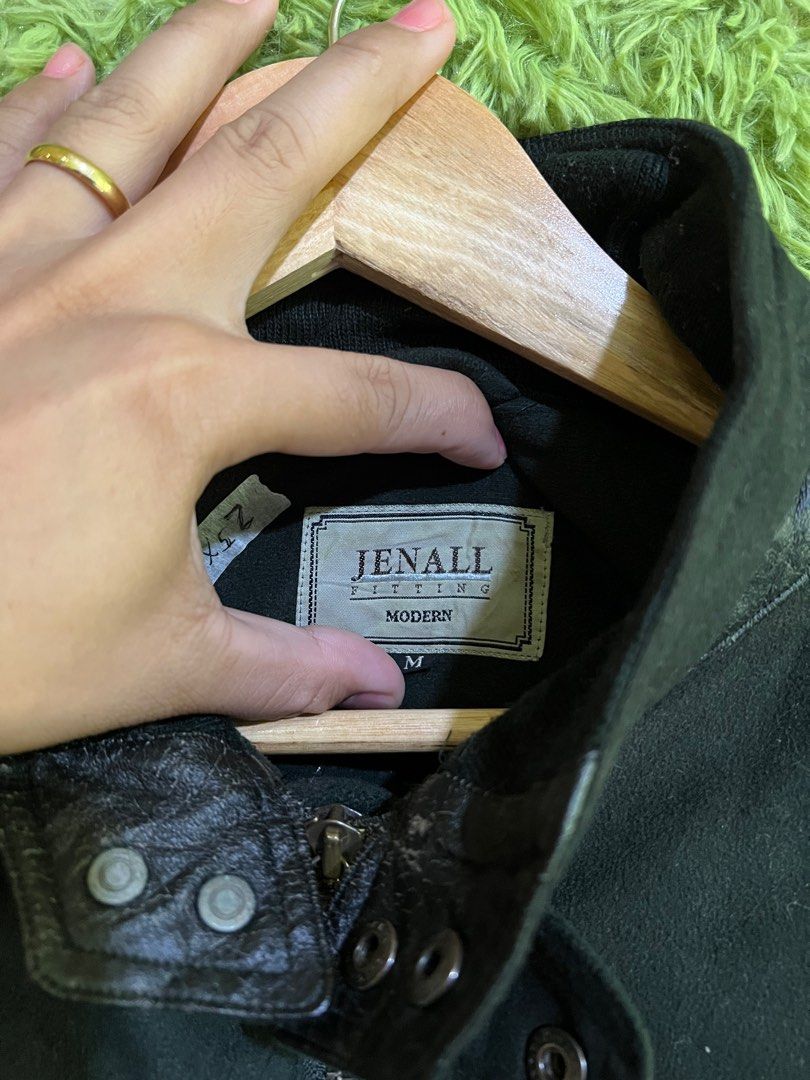 Jenall fitting soft leather bomber jacket, Women's Fashion, Coats, Jackets and Outerwear on ...