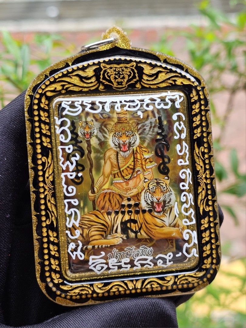 Jumbo Lersi Thai Amulet, Hobbies & Toys, Memorabilia & Collectibles ...