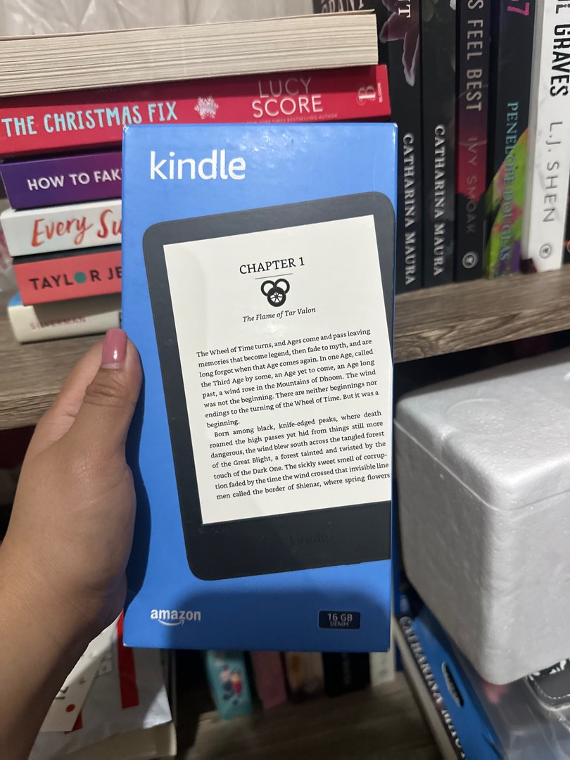 Kindle Basic 2022 16GB Denim, Mobile Phones & Gadgets, E-Readers on ...