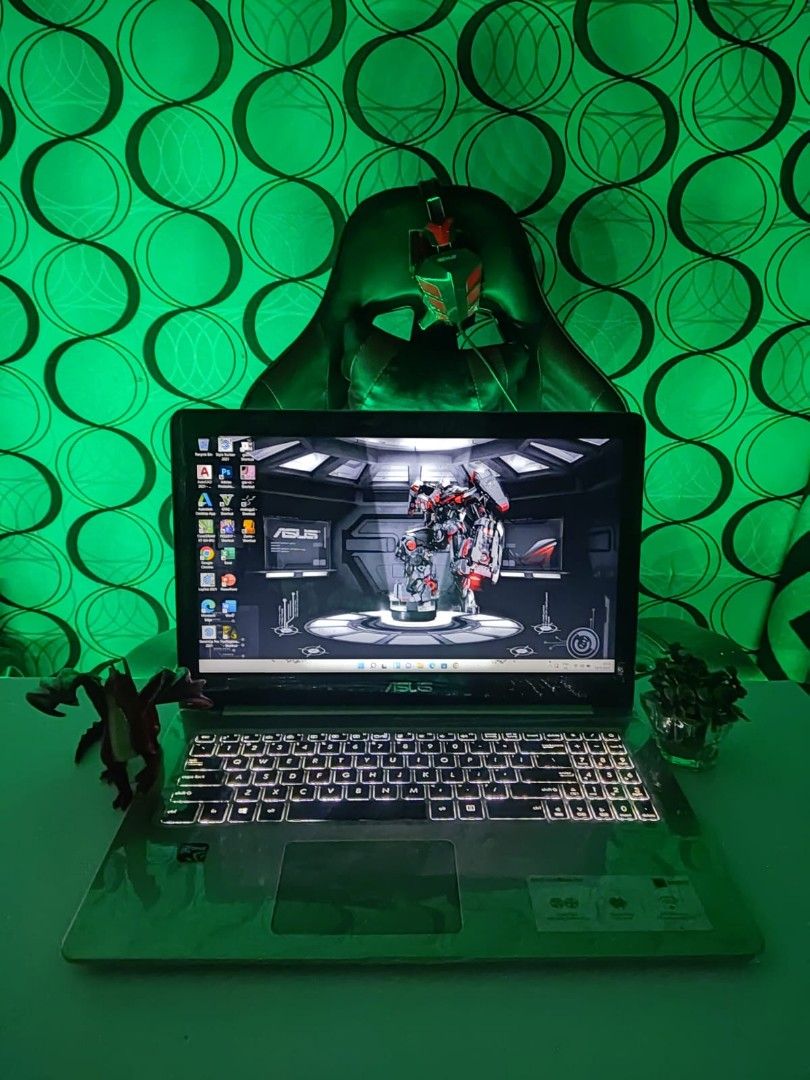 Laptop Design Gaminb Asus X580 Cpre i7 Ram 16gb Ssd+hdd Dual Vga Nvidia ...