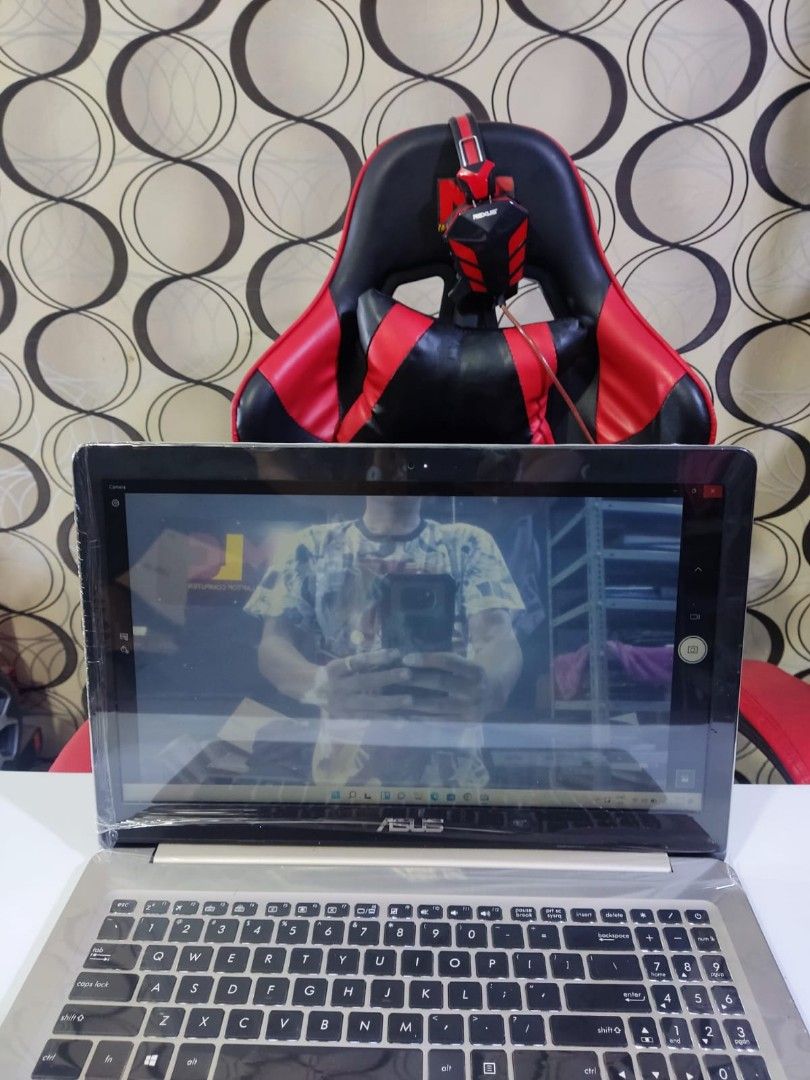 Laptop Design Gaminb Asus X580 Cpre i7 Ram 16gb Ssd+hdd Dual Vga Nvidia ...