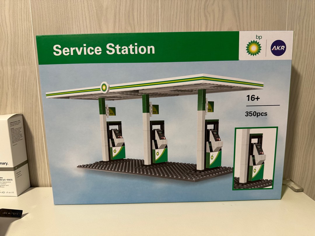 Lego Pom Bensin BP, Toys & Collectibles, Lainnya di Carousell