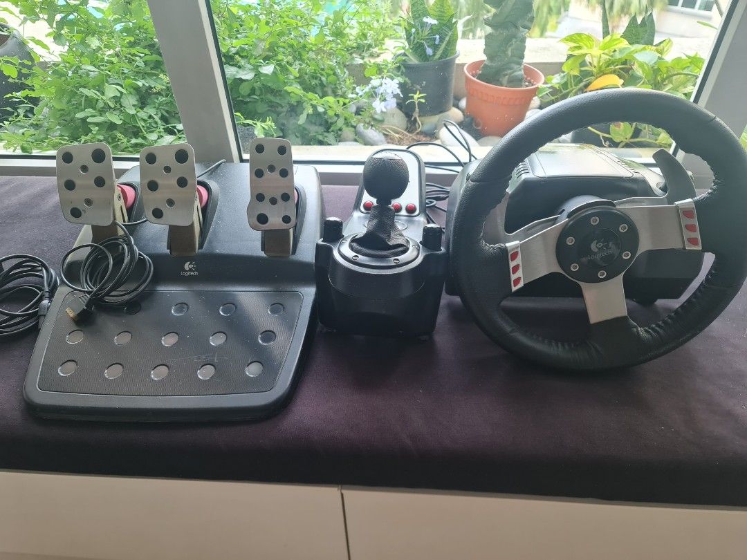 Logitech G27 Racing Wheel Video Gaming Gaming Accessories