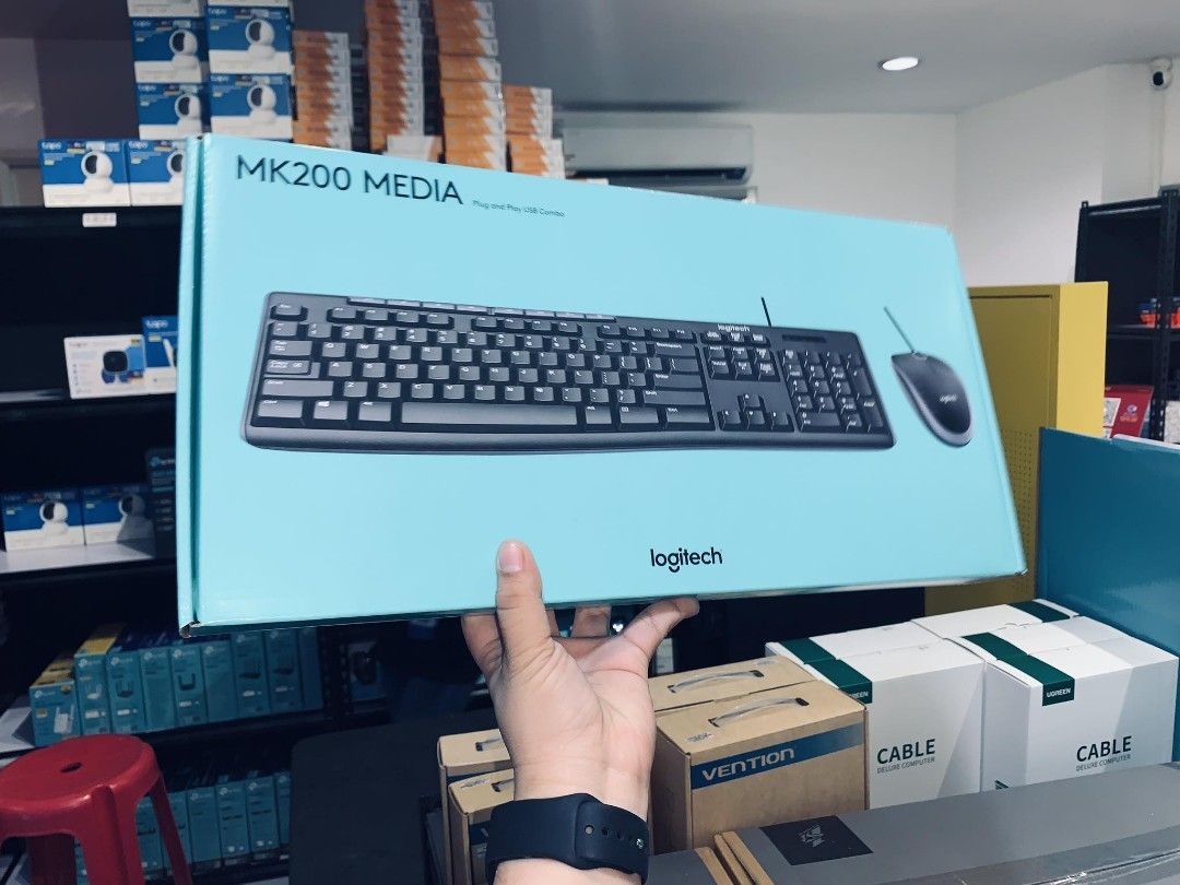 Logitech MK200 Media Keyboard and Mouse Combo, Computers & Tech, Parts ...