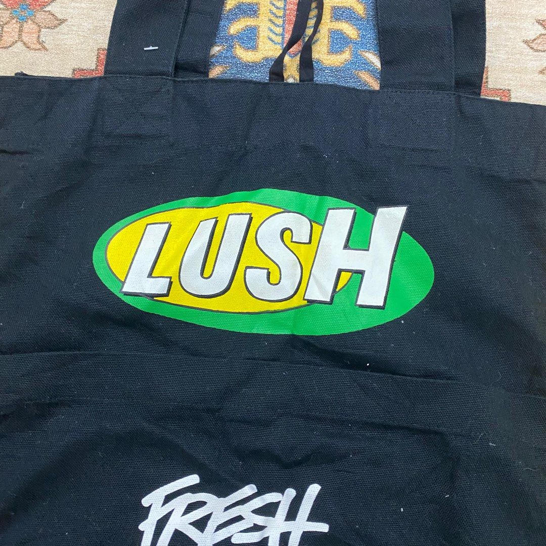 Lush Cosmetics Re-Wrap Tote Bag, Women's Fashion, Bags & Wallets, Tote ...