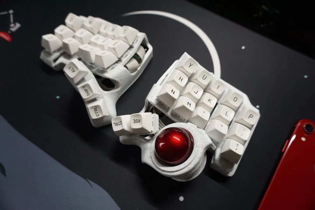 MADE-TO-ORDER Charybdis Nano ergonomic split keyboard dactyl trackball ...