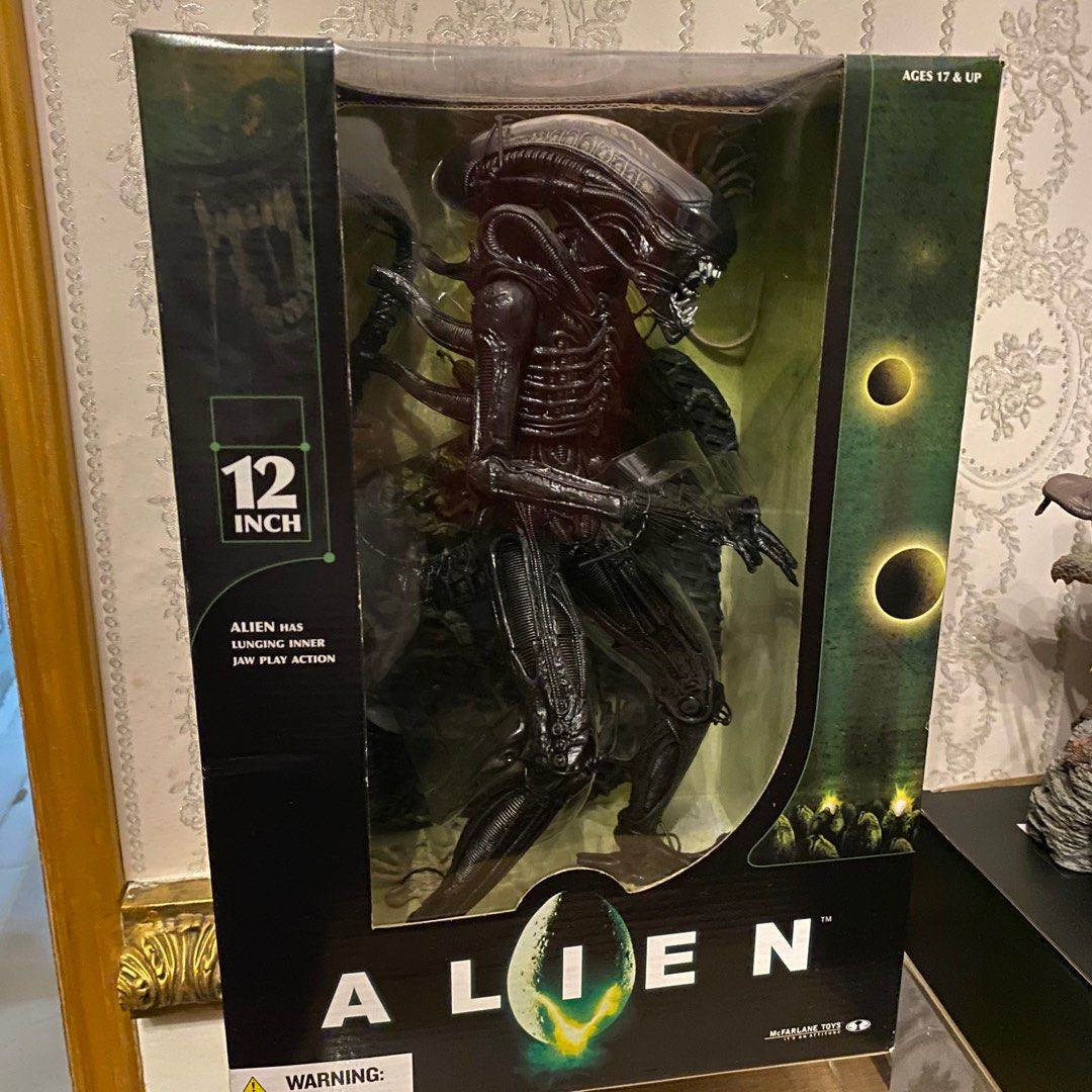 McFarlane alien 12 inch figure boxset, Hobbies & Toys, Toys & Games on ...