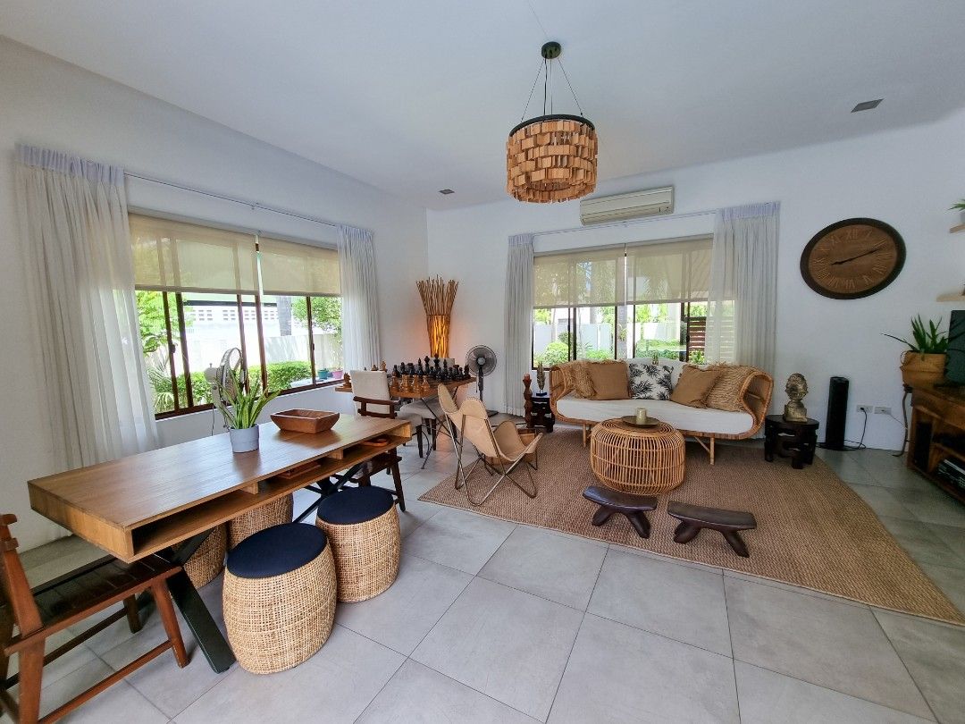 Modern Tropical House for Sale in Posadas Village, Sucat, Muntinlupa ...