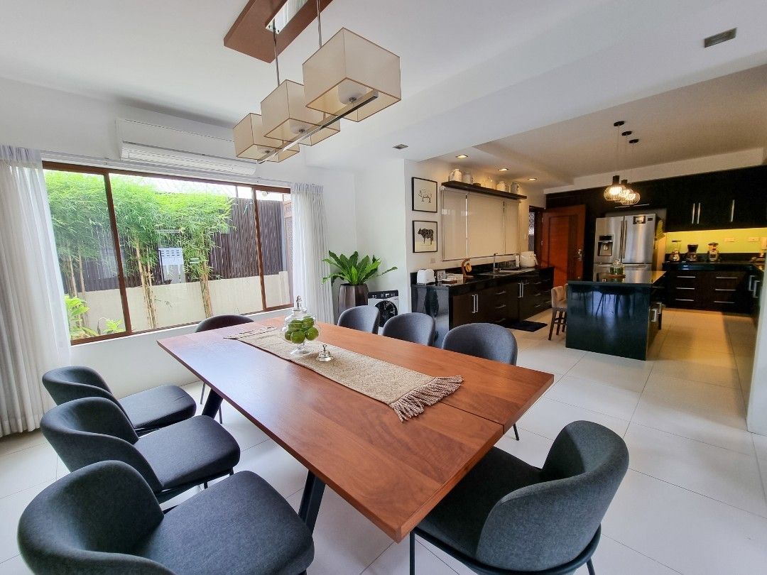 Modern Tropical House for Sale in Posadas Village, Sucat, Muntinlupa ...